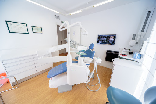 Clinica Dental Reygasa en Madrid • Lee Opiniones y Precios | DocDental